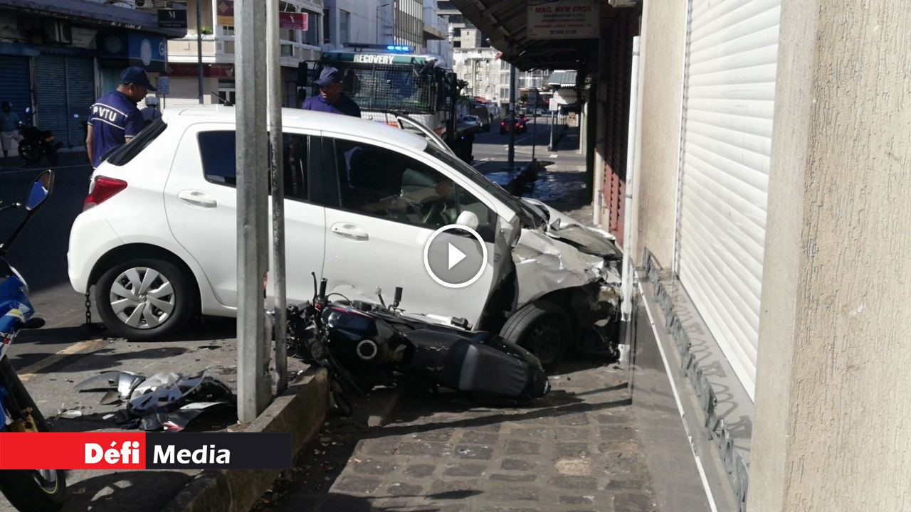 Port-Louis : une voiture percute un motocycliste et finit sa course contre un commerce | Defimedia